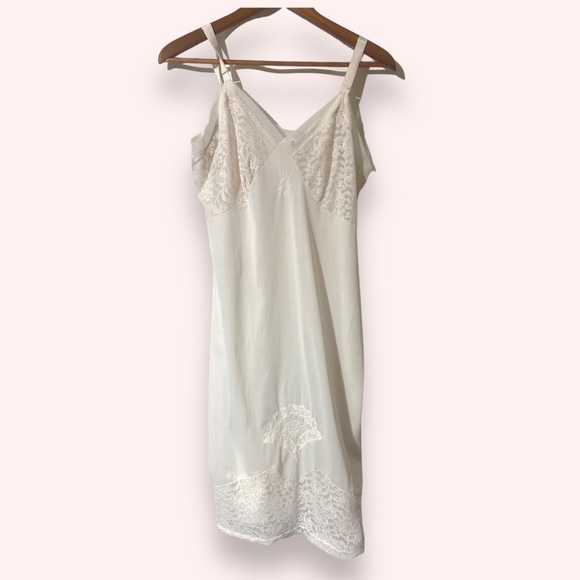 Movie Star | Intimates & Sleepwear | Vintage Lingerie White Lace Full ...